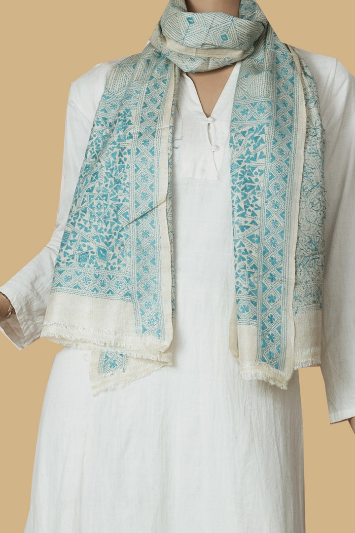 Embroidered Scarf - Buy Hand Embroidered Scarves at Matkatus Online