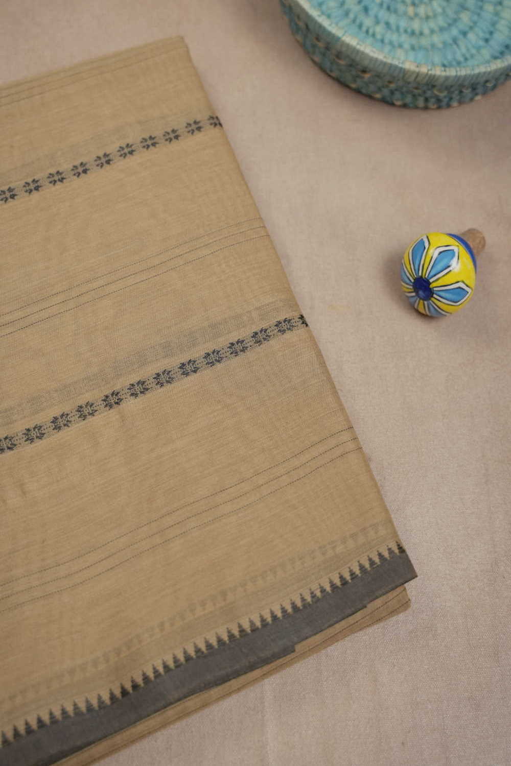 Buy Beige Narayanpet Cotton saree – Matkatus