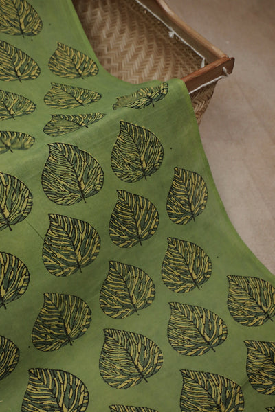 Ajrakh Fabric - Buy Ajrak Hand Block Print Fabric Online - Matkatus