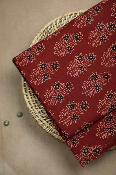 Ajrakh Fabric - Buy Ajrak Hand Block Print Fabric Online - Matkatus